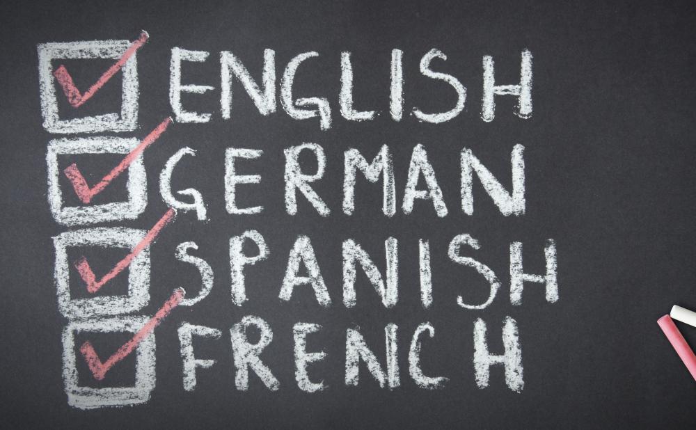 What is a Polyglot? (with pictures)