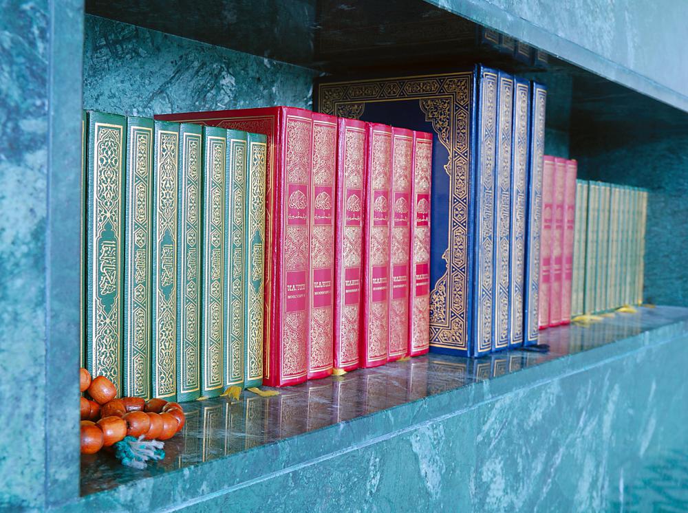 What are Chapter Books? (with pictures)