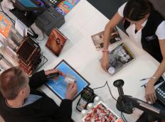 What is an Ambiguous Headline? (with pictures)