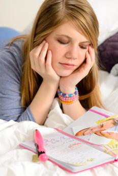 What Does "Lie Low" Mean? (with pictures)